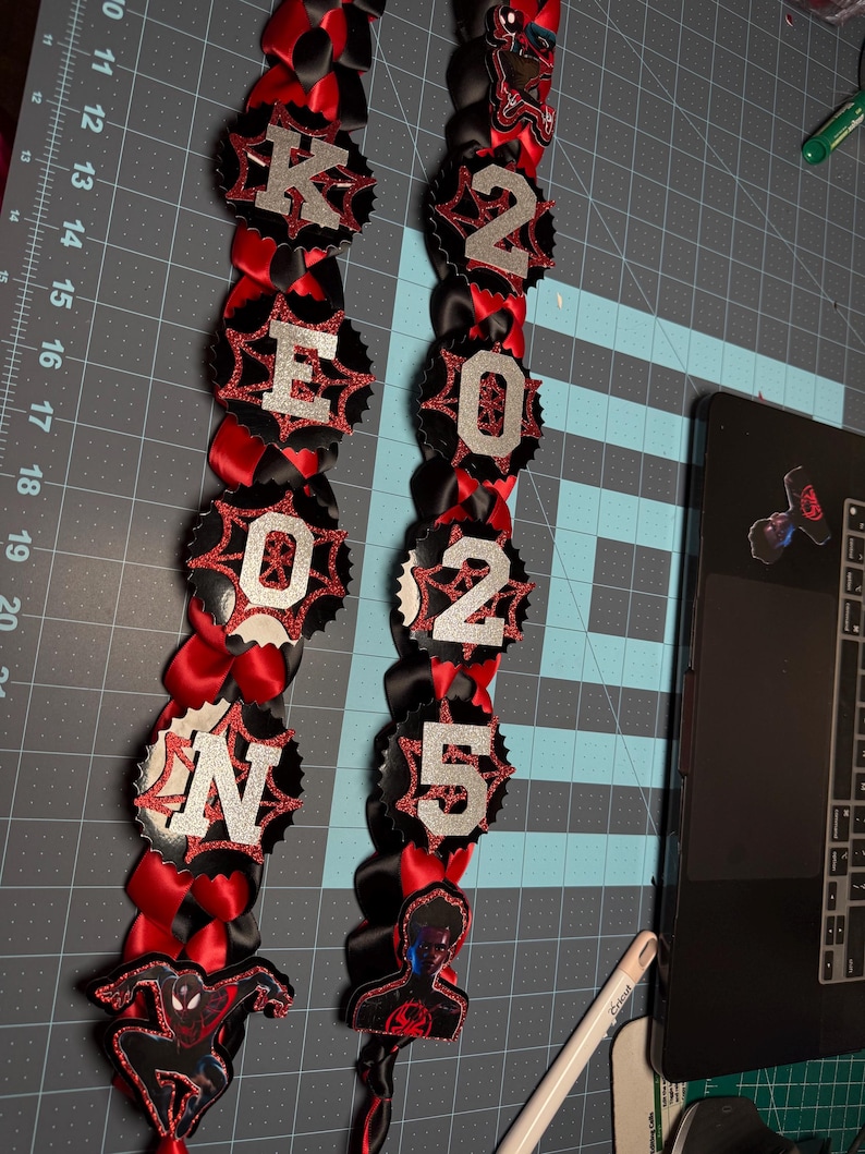 SPIDERMAN /miles Morales LEI - Etsy