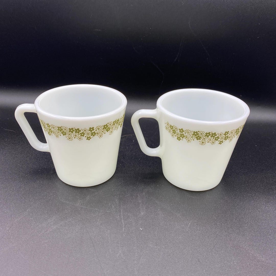 Pyrex Spring Blossom Mugs; Green Daisy Milk Glass Corning USA; Set of 2 ...