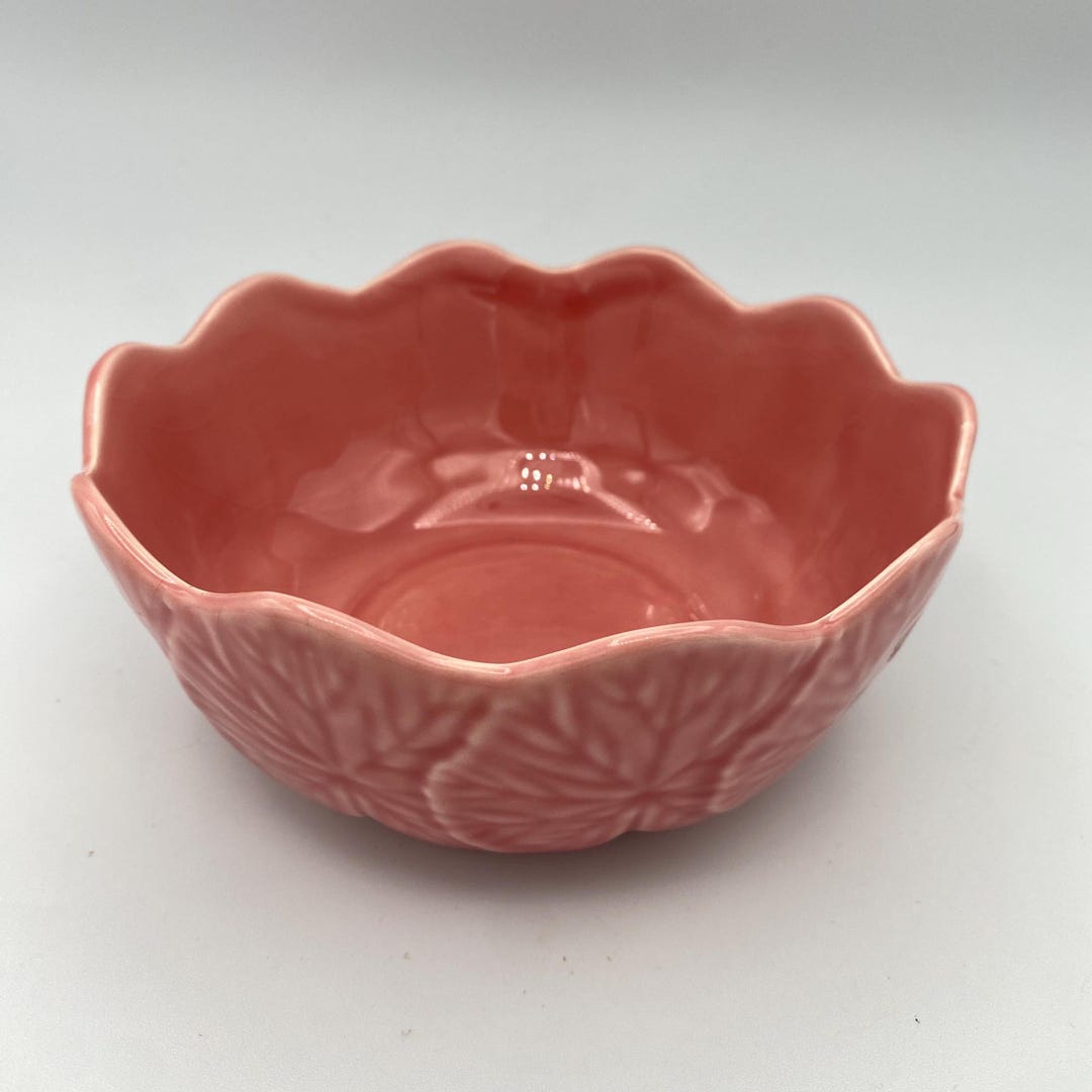 Bordallo Pinheiro Flora Small Pink Bowl; Majolica Rose Serving Bowl ...