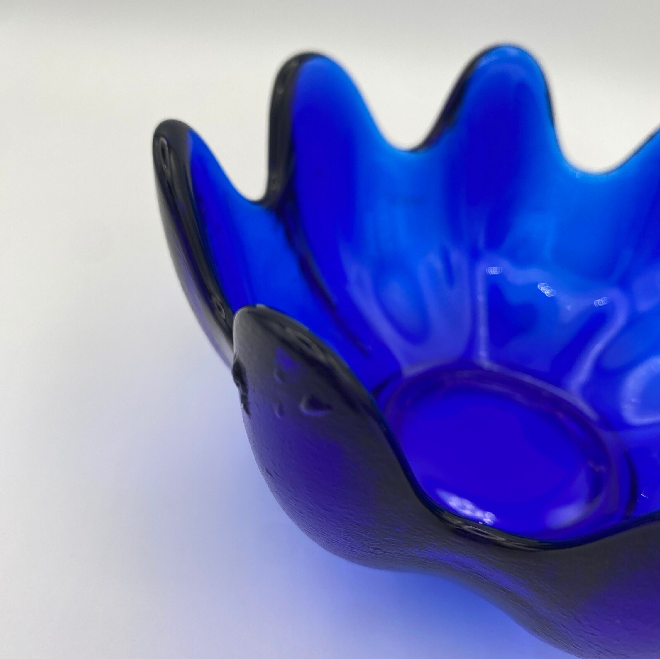 Blenko Cobalt Blue Bowl Art Glass Clover Petals - Etsy