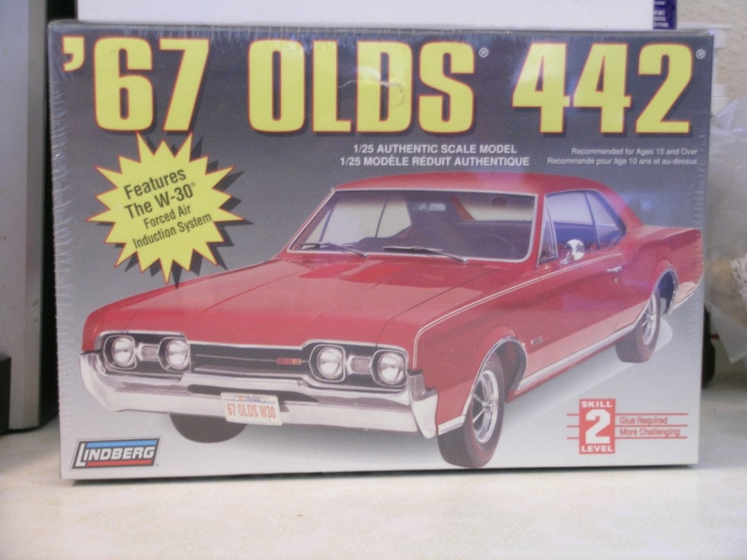 Lindberg Models 1/25 Scale 1967 Olds 442 Plastic Model Kit - Etsy