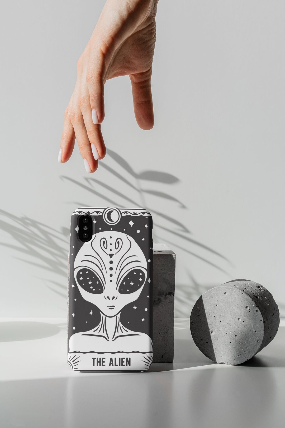 The Alien Tarot Card Phone Case - Etsy
