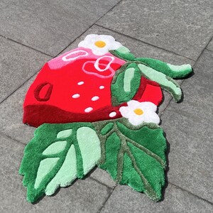 Hand Tufted Rug, Aesthetic Hand Tufted Rug, Strawberry Carpet ...