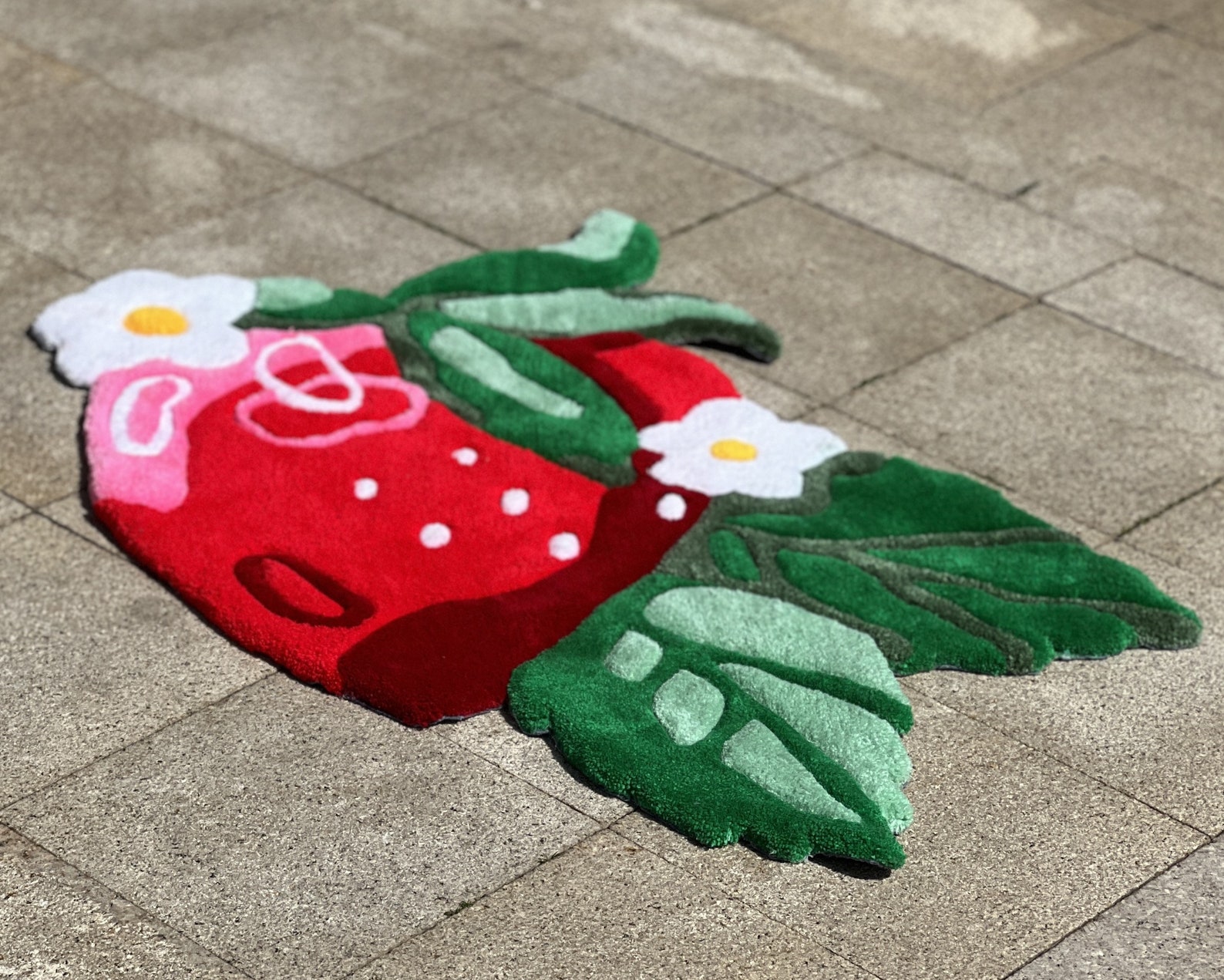 Hand Tufted Rug, Aesthetic Hand Tufted Rug, Strawberry Carpet ...
