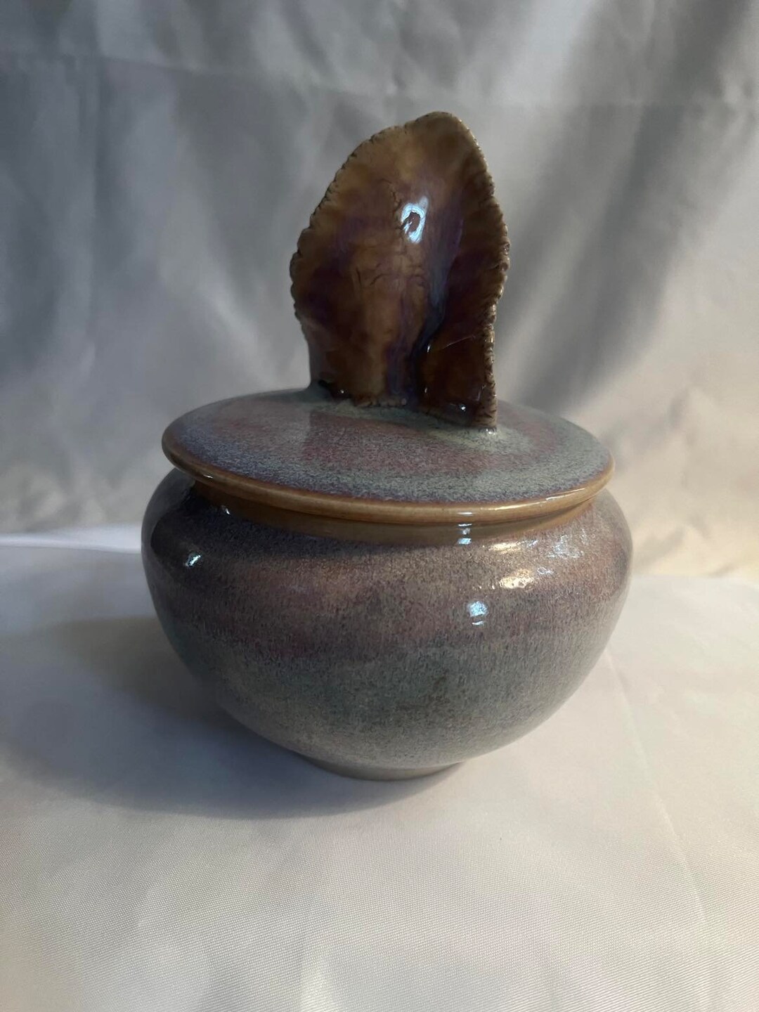 Vintage Iridescent Pastel Ceramic Box With Feather Pull, Signed Huntley ...