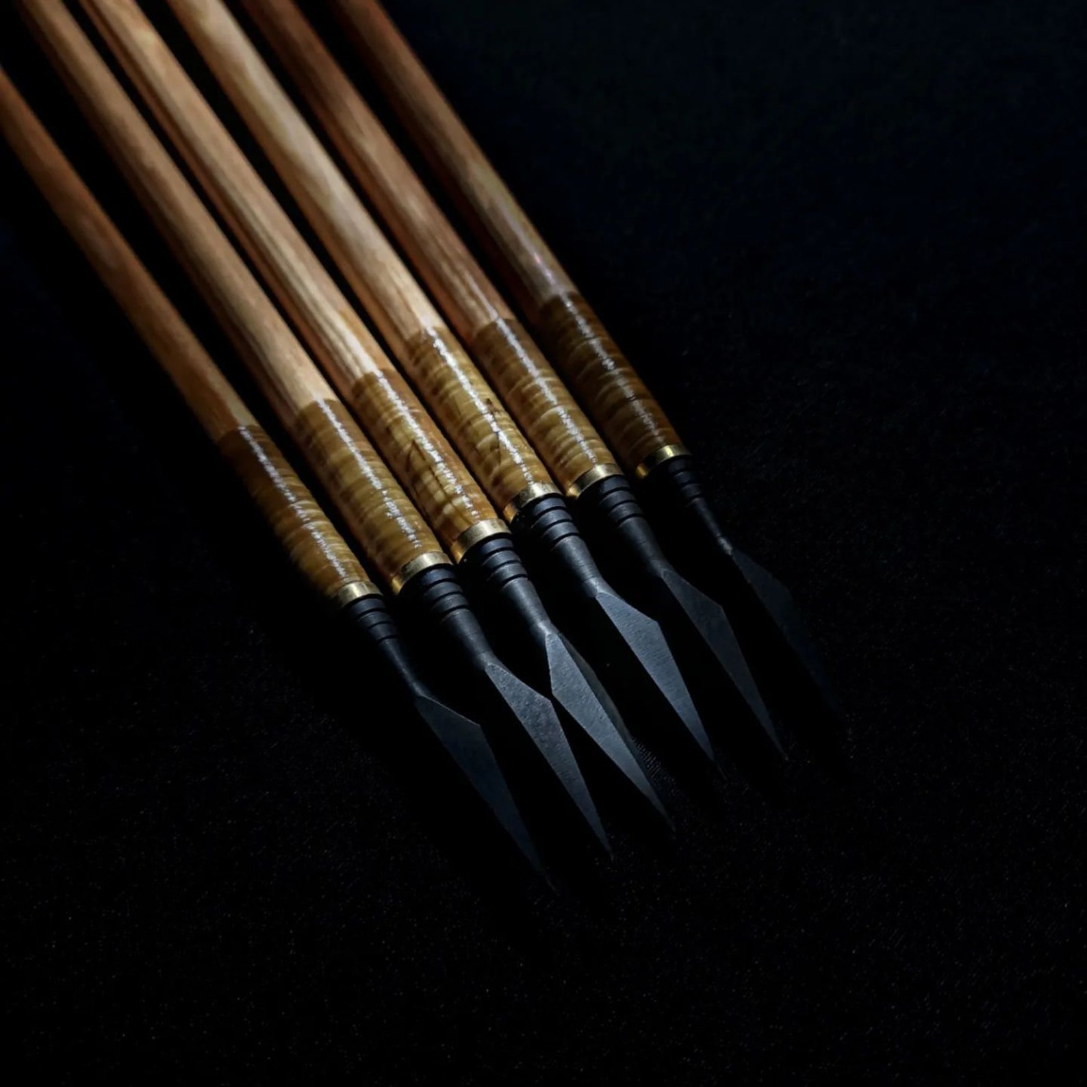 BATTER ARROW - Special Shield Cut Maned Batter Arrows - 12 Piece (ABY ...