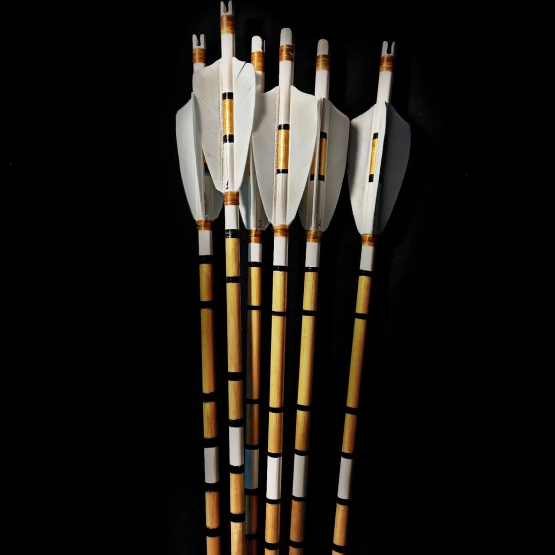 BATTER ARROW - Special Shield Cut Maned Batter Arrows - 12 Piece (ABY ...