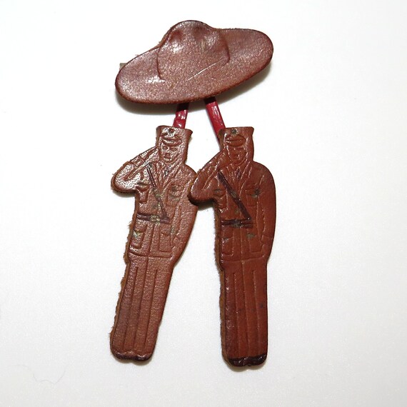 WWII Leather Patriotic Dangle Soldier Pin - Gem
