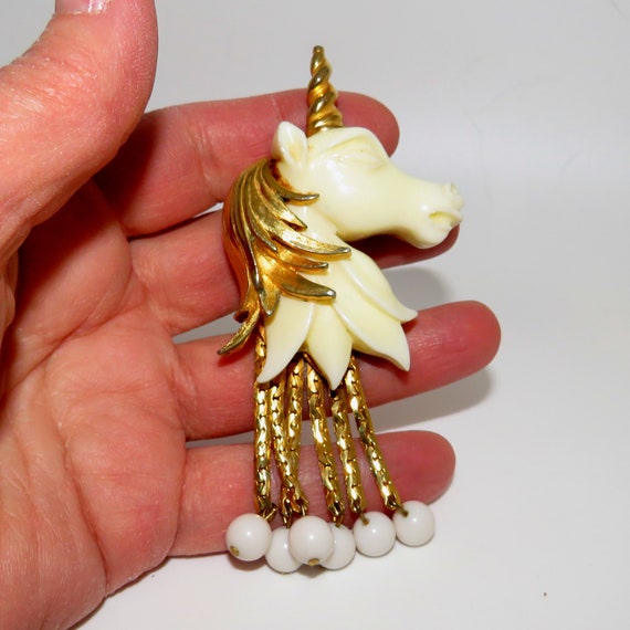 Vendome Unicorn Pin - Gem