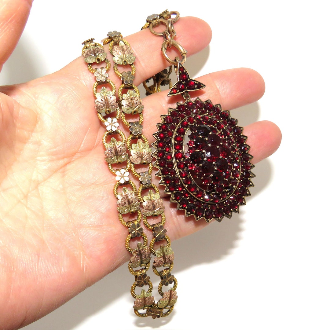 Late Victorian Garnet Locket on Fancy Chain - Etsy