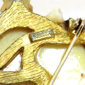 Vendome Unicorn Pin - Etsy