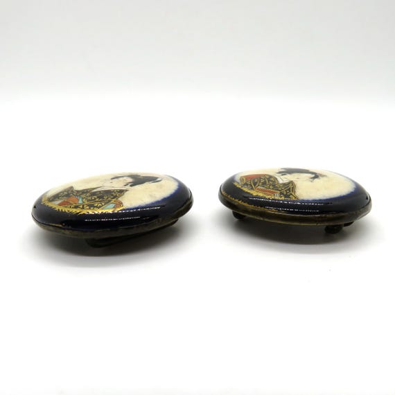 Antique Satsuma Belt Buckle with Pretty Ladies - Gem