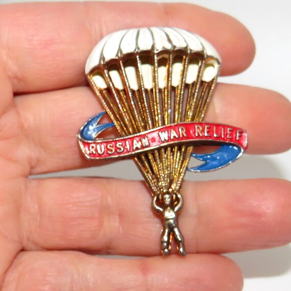 WWII Russian War Relief Parachute Pin - Gem
