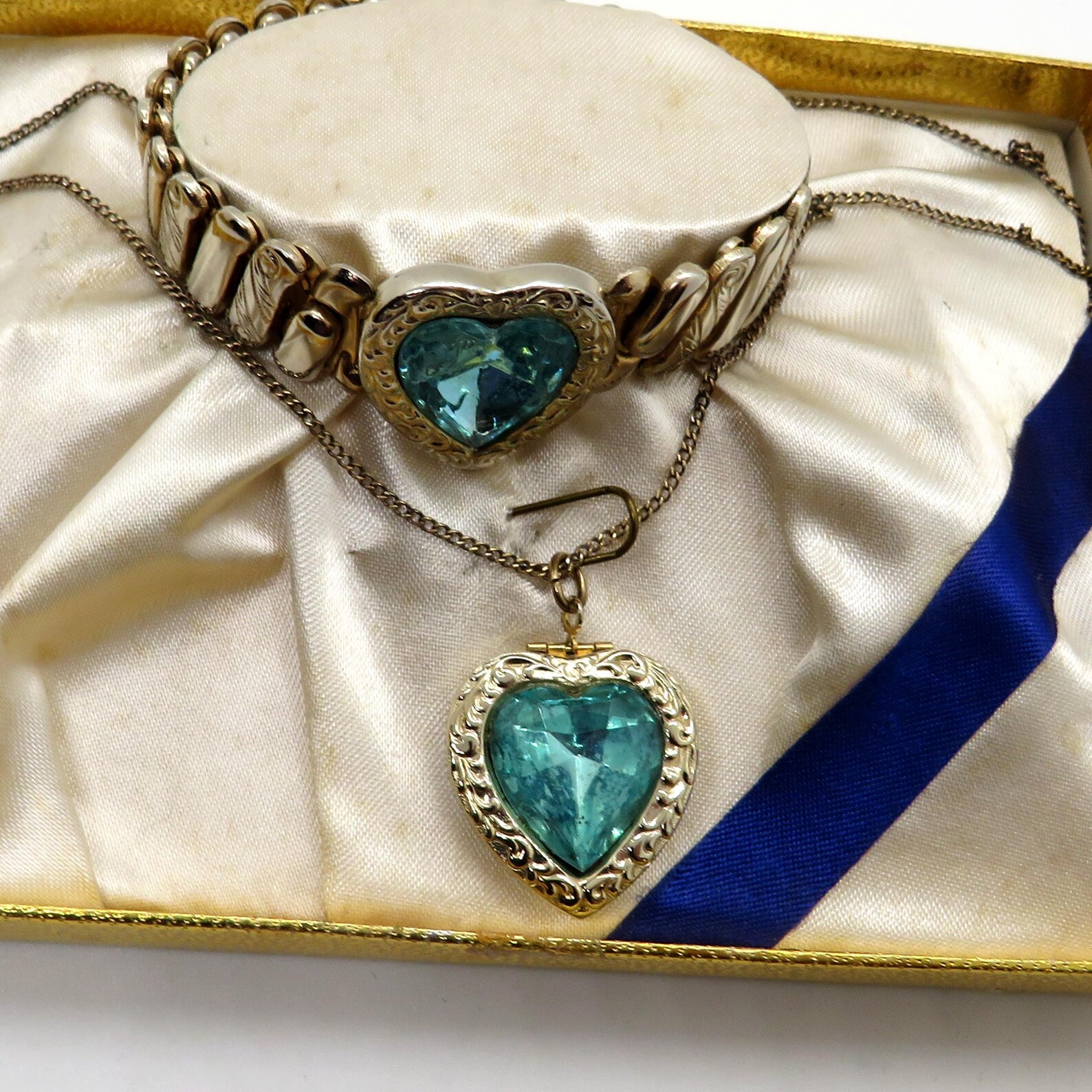 Vintage Young Lady's Sweetheart Locket and Bracelet Set in Box - Japan ...