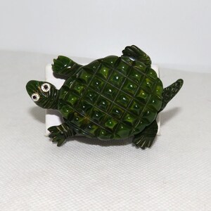 Carved Green Bakelite Turtle Pin - Etsy