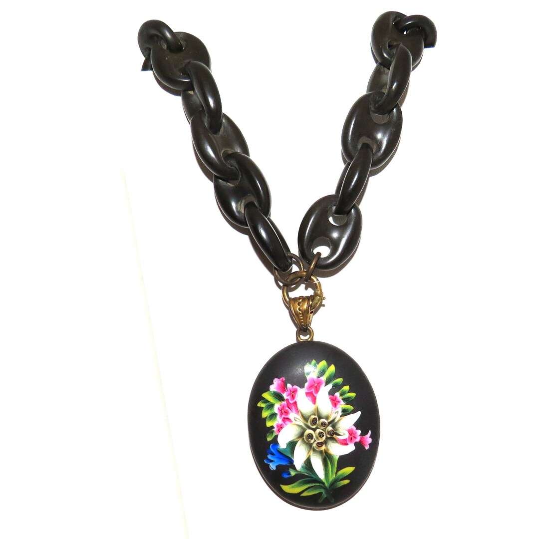 Victorian Mourning Necklace of Vulcanite Links With China Locket ...
