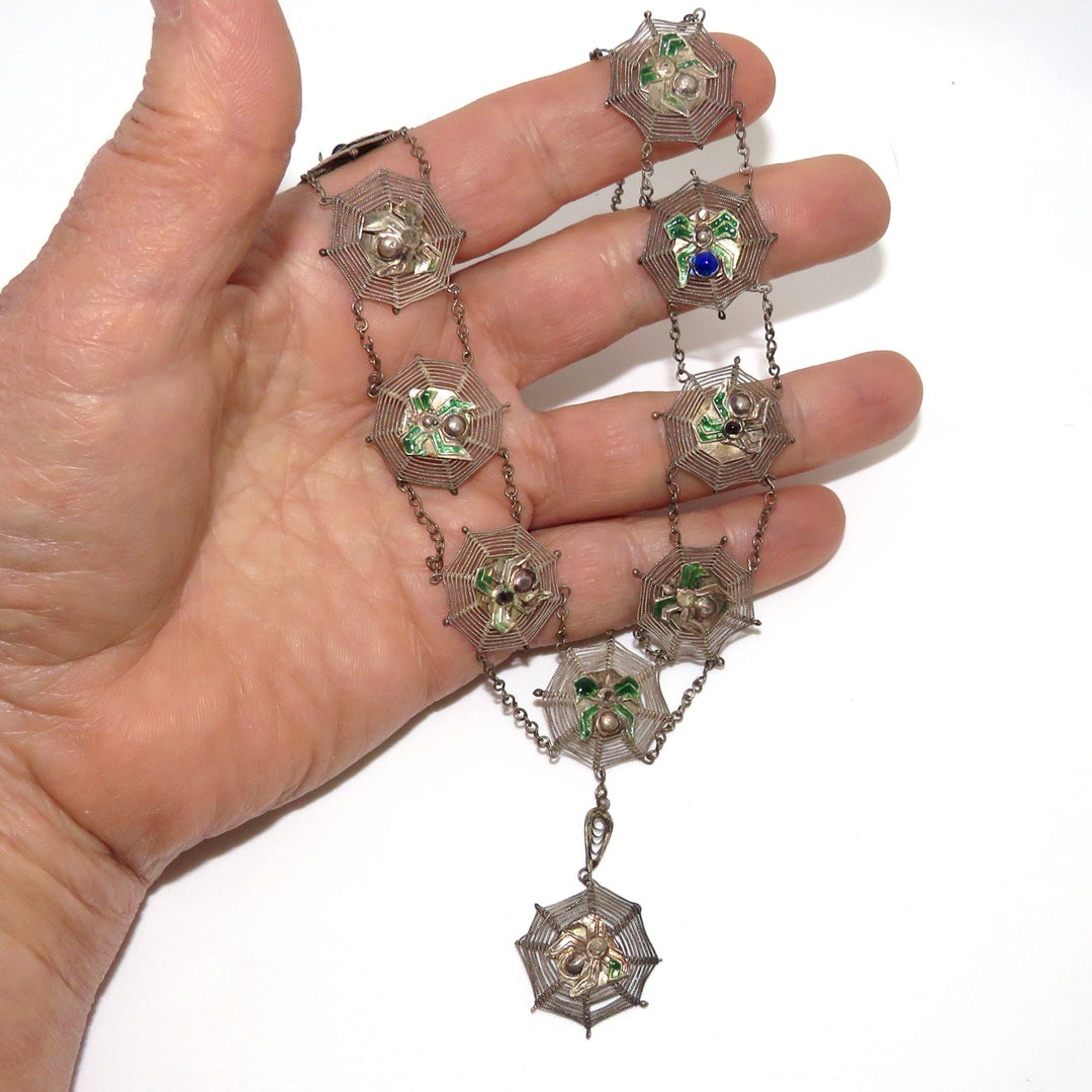 Vintage Spiders on Webs Necklace - Etsy