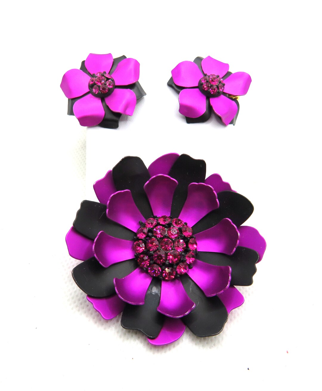 Purple and Black Anodized Aluminum Flower Pin and Earring Set - Etsy