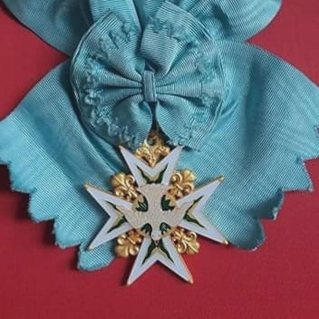 Badge and Sash - ORDER of the HOLY SPIRIT - Royaume De France - Etsy