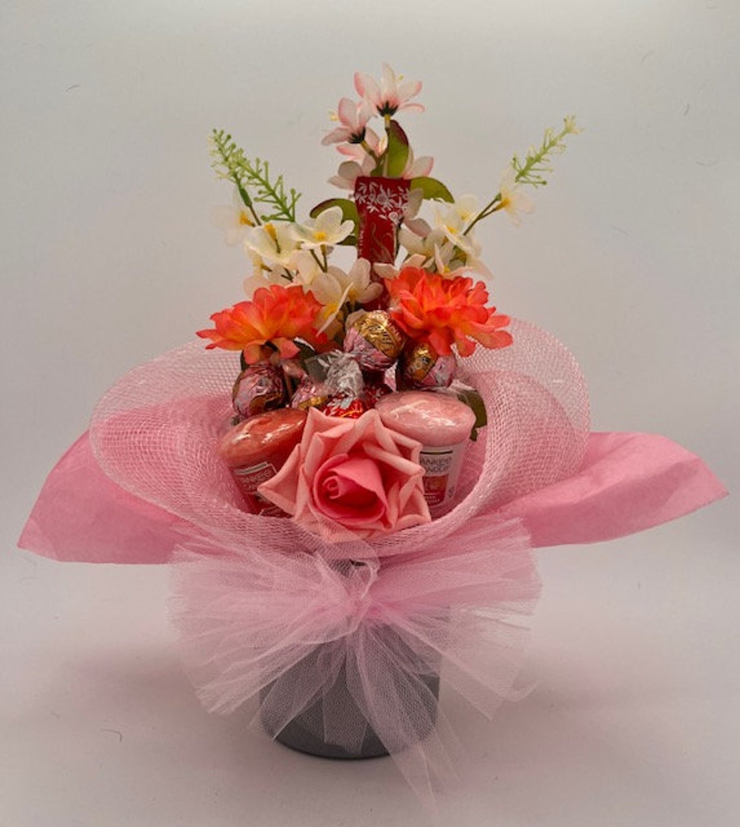 Pink Perfection Chocolate Bouquet Lindt Lindor Chocolate and Truffles ...