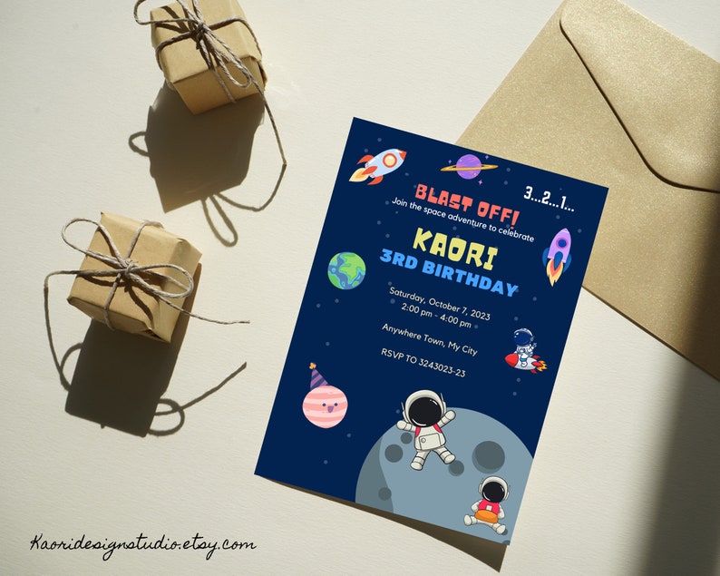 Invitación temática de cumpleaños espacial, planetas, cohetes ...