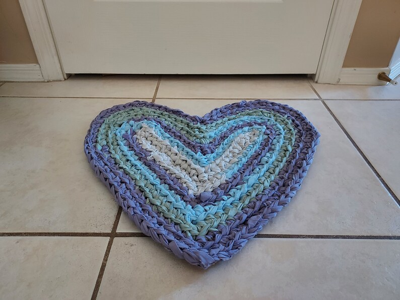 Handmade Heart Rag Rug. Beautiful Colorful Hand Crocheted Rug. - Etsy