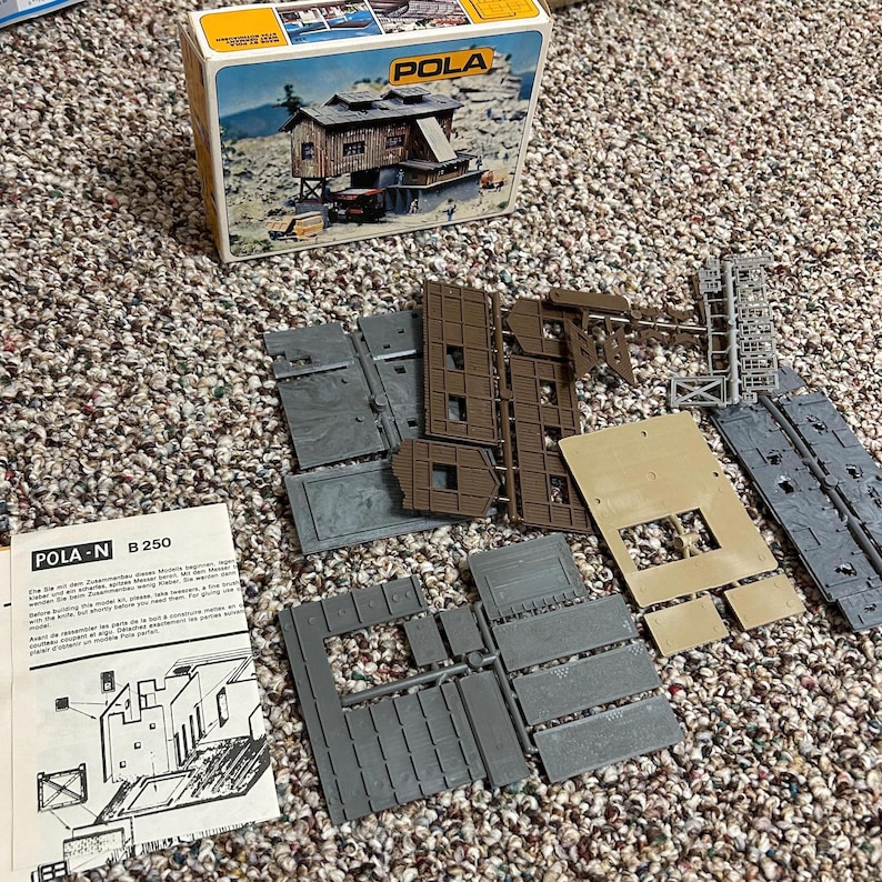 POLA-N 250 Old Quarry & Ballast Works Model Kit - Etsy Canada