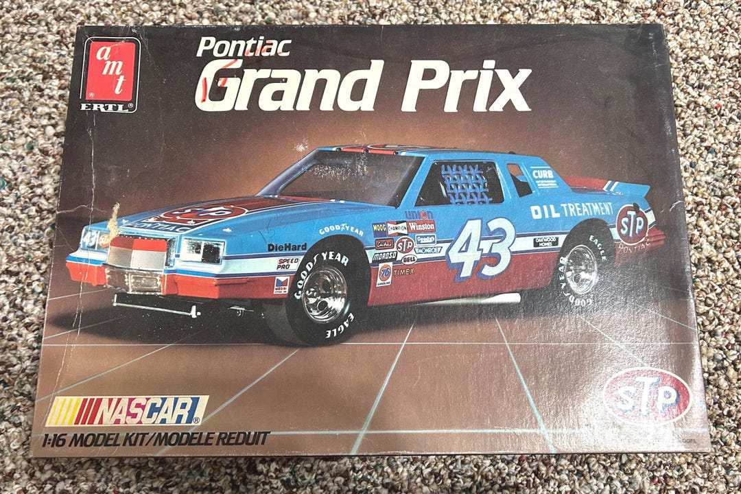 Pontiac Grand Prix Scale Model Kit - Etsy