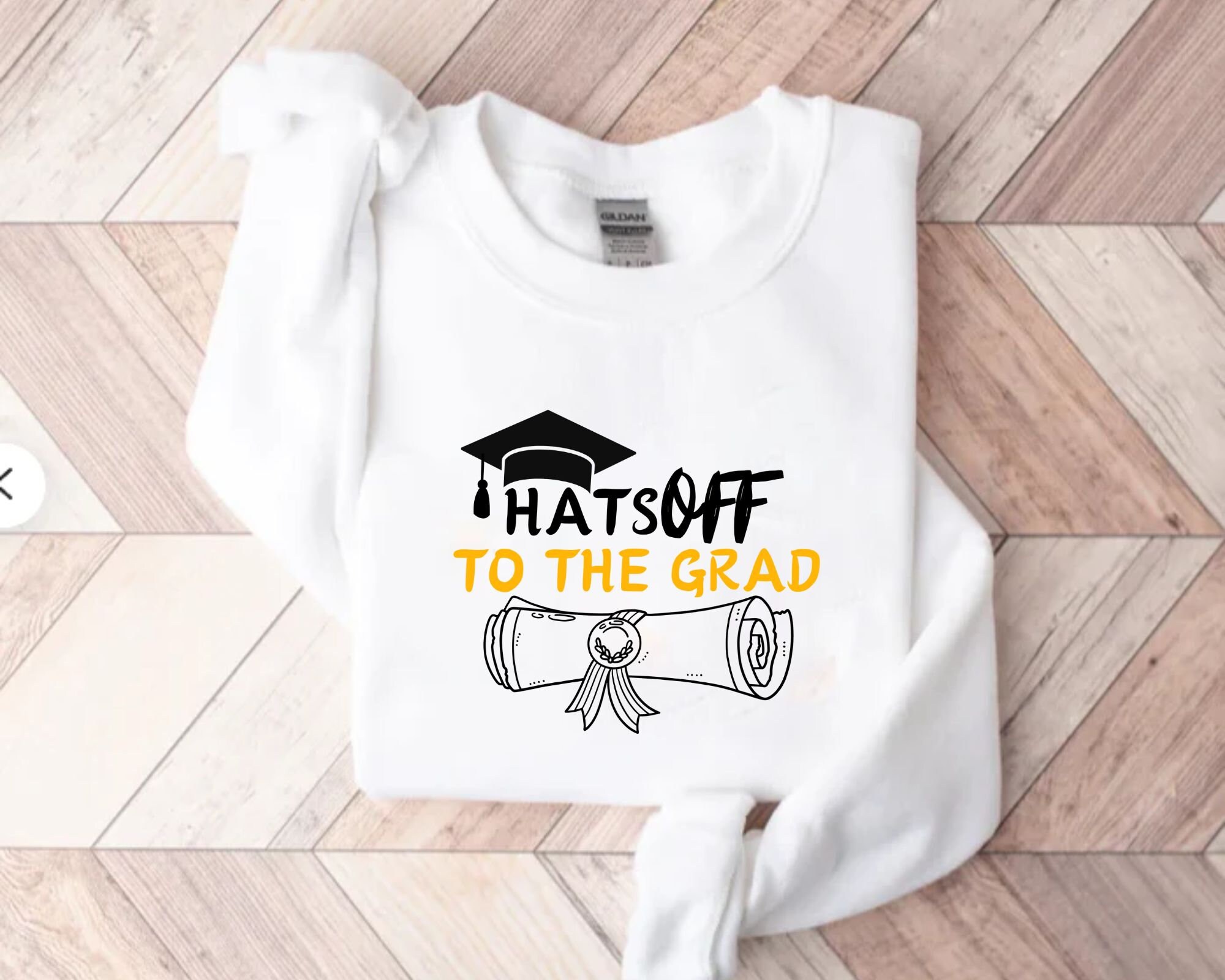 Hats off Grad Sweatshirt, Class of 2022 Sweatshirt, Grad Cap Sweatshirt ...