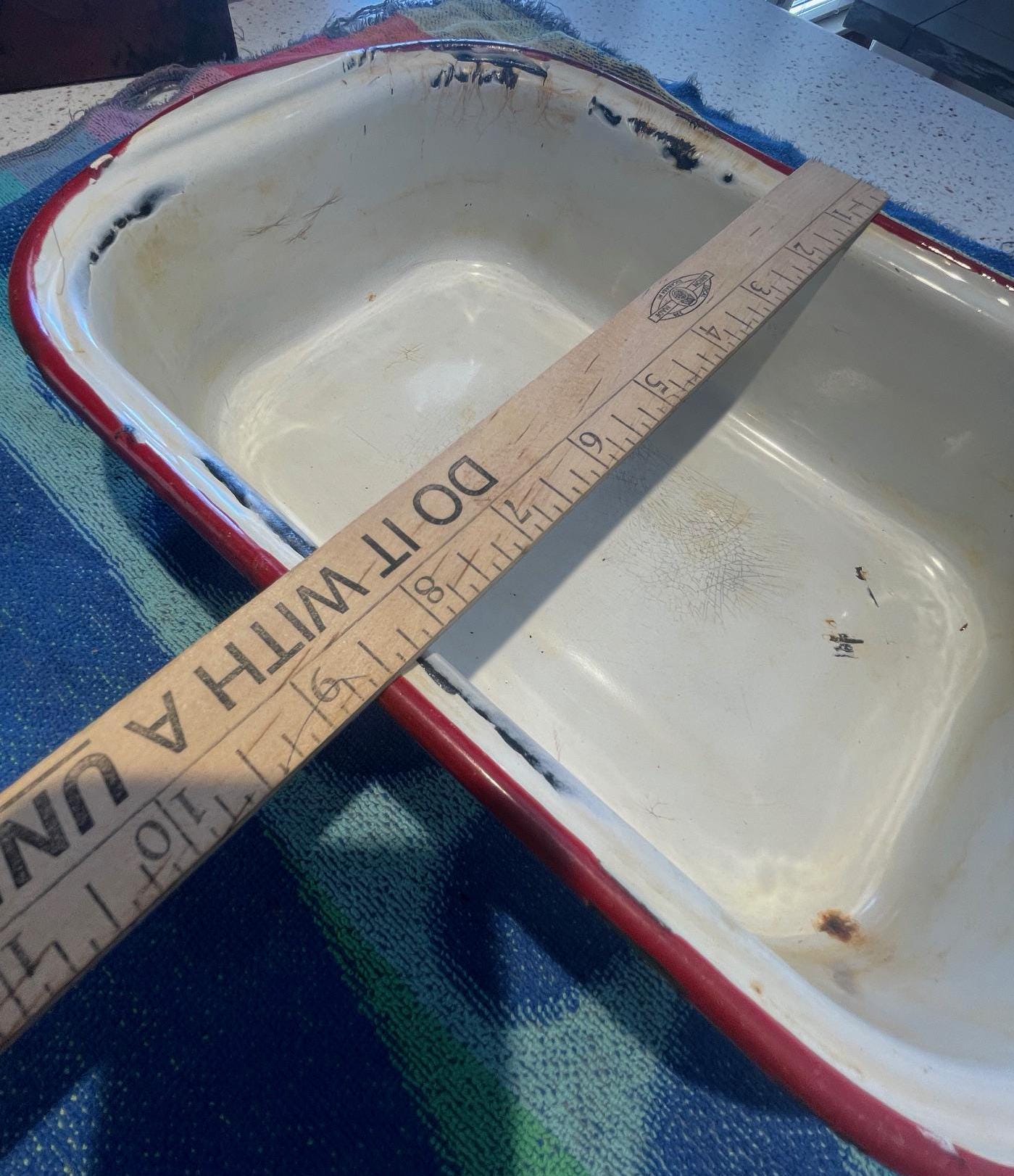 Vintage Chippy Rustic Primitive Red Rimmed White Enamelware 13 Inch ...