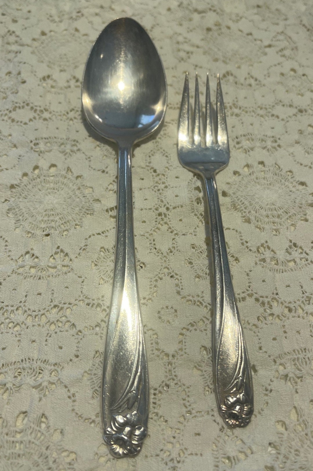 Daffodil 1847 Rogers Bros Silver Plate Replacements Serving Spoon ...