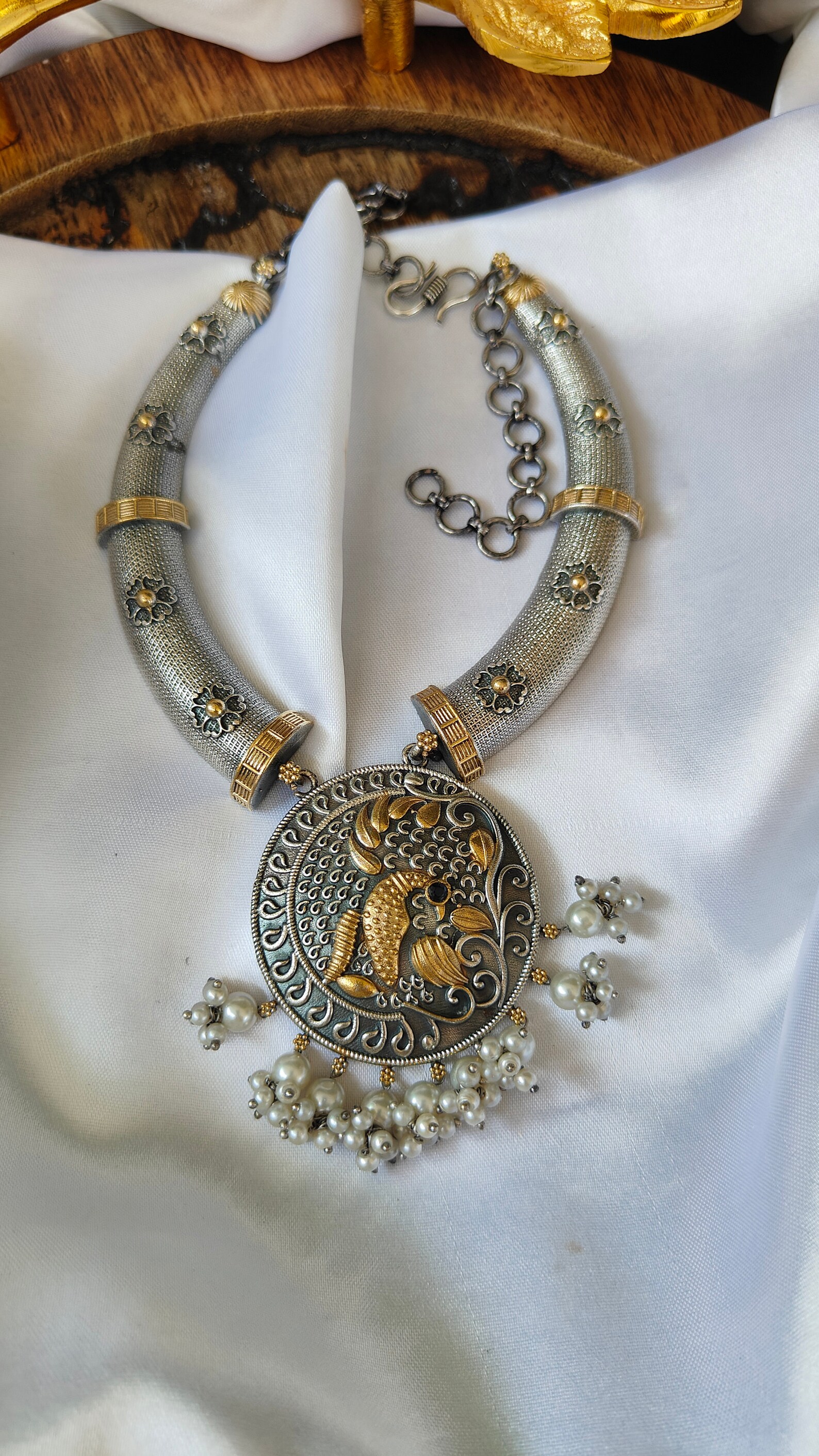 Silver Lookalike Designer Hasli Necklace, Necklace Choker, Party Wear ...