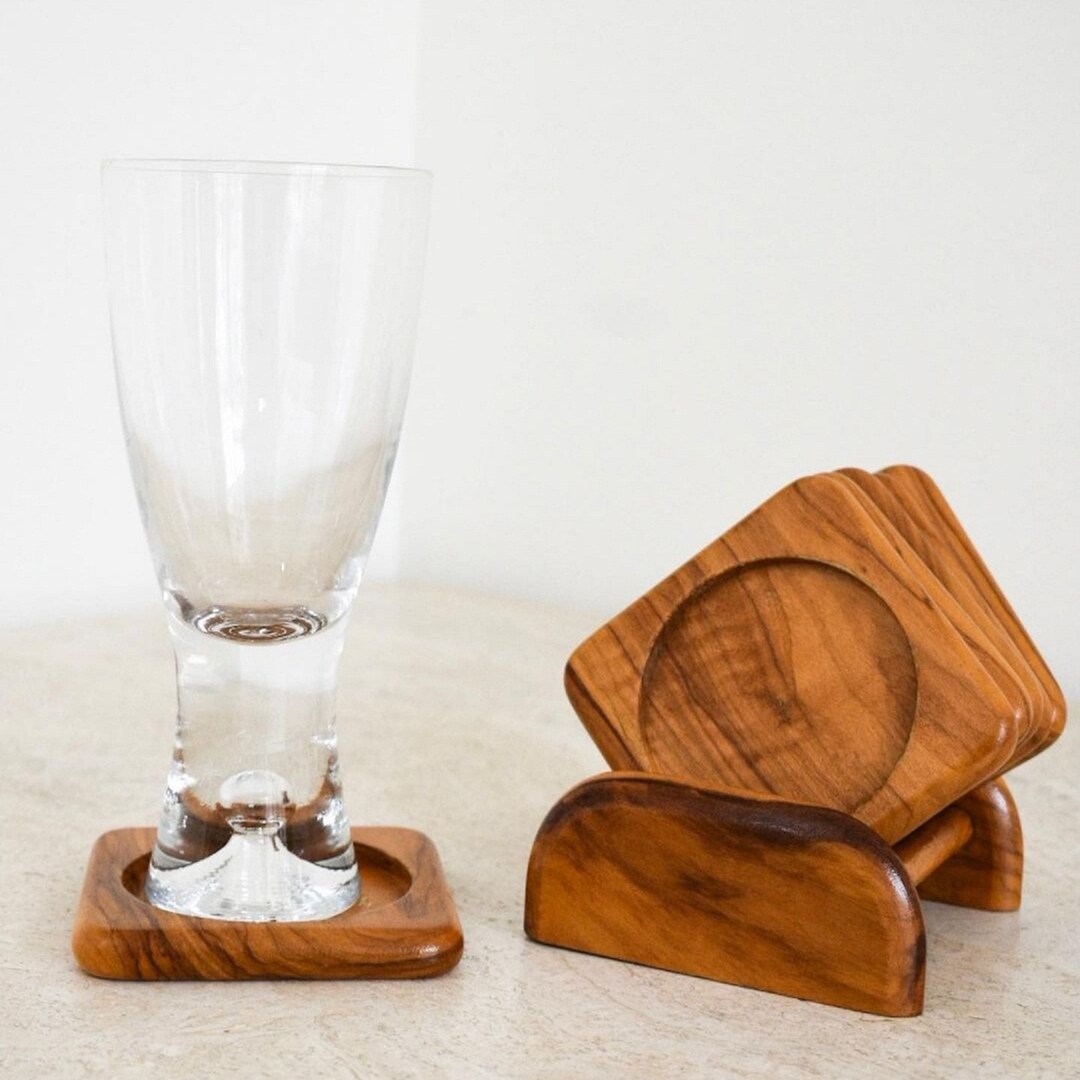 Teak Wood Round Corner Coaster, Set of 6 Pieces With Stand Glossy ...