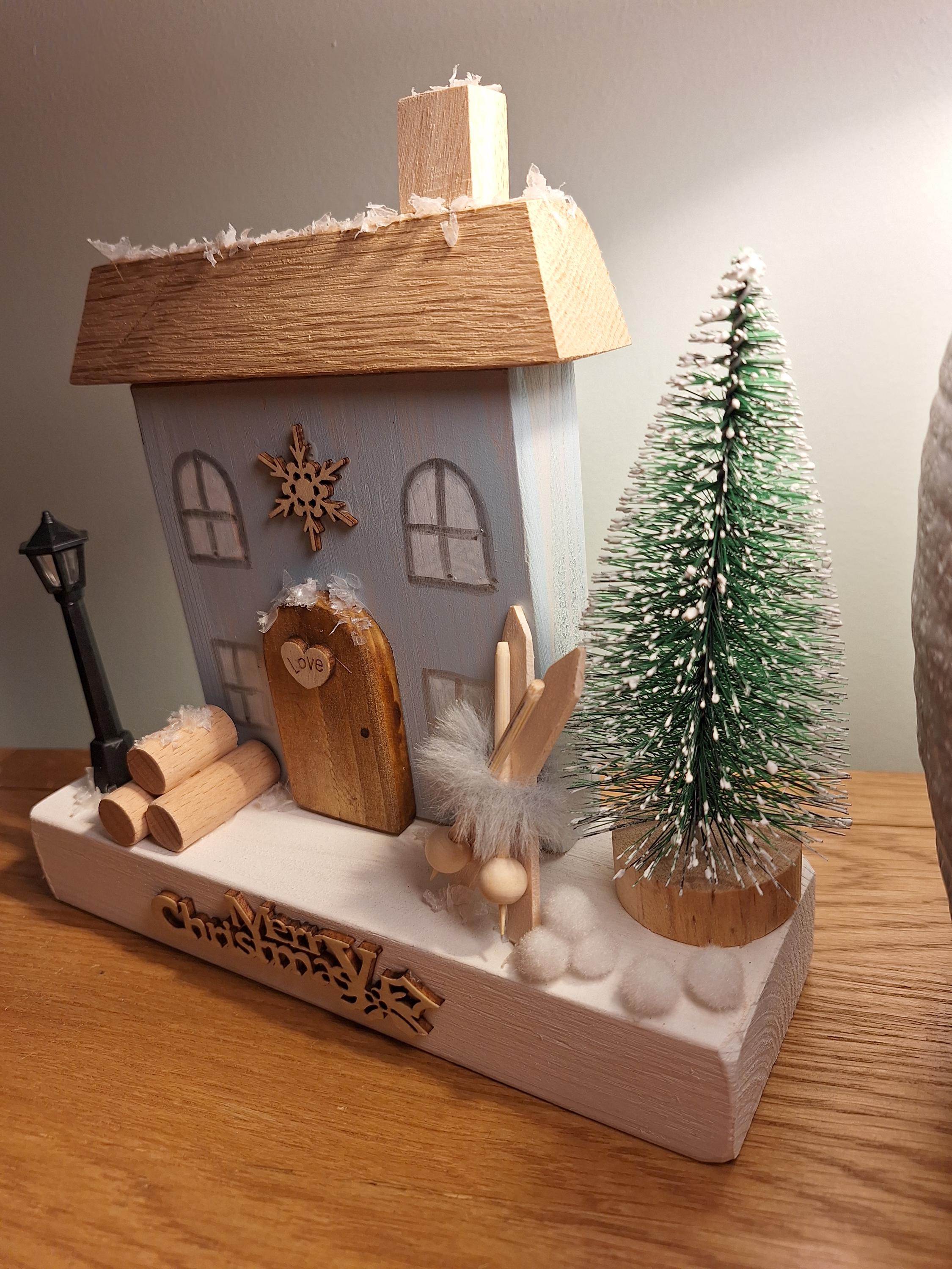 Christmas House Scene, With Christmas Tree, Skis, Lamppost, Logs and ...
