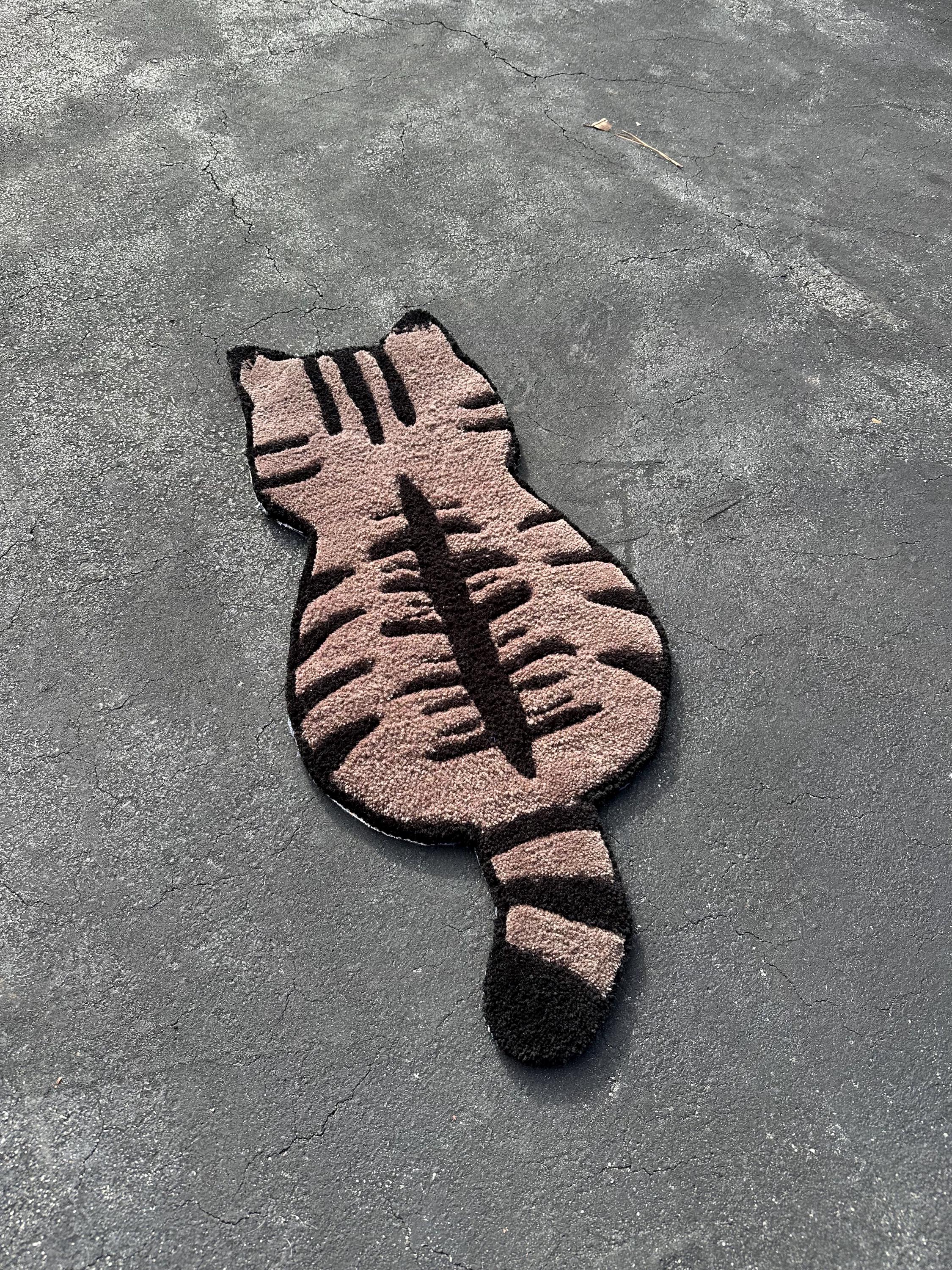Tabby Cat Tufted Handmade Floor Rug & Door Hanger | Wall Decor | Pet ...
