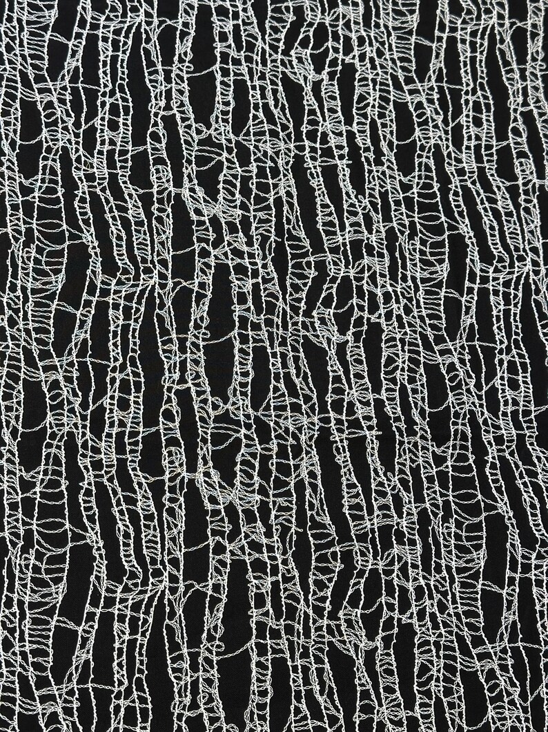 Laura Berlinger Fabric “spinner” - Domino Duo - Studio 37 Fabric - 1 ...
