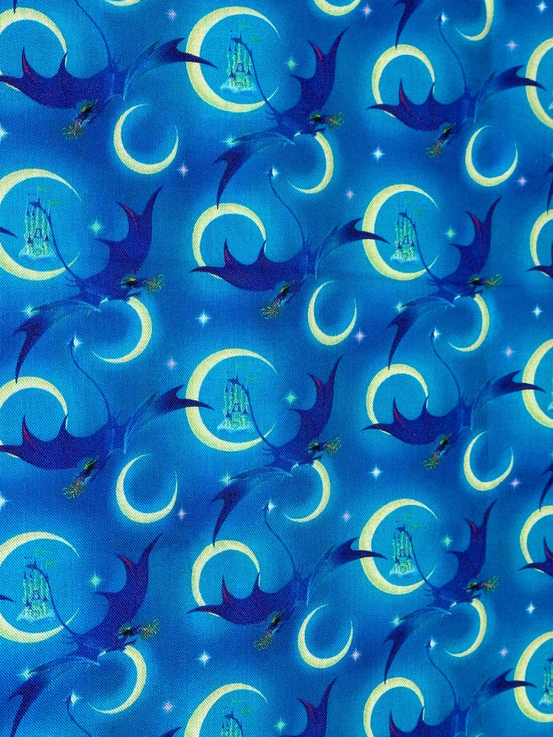 Studio B Fabric “rainbow Dragon” - Zooln - 1 1/4 Yards - Etsy