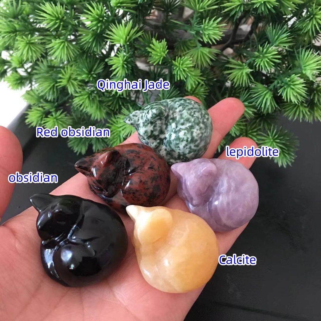 1.6" Natural Crystal Quartz,hand Carved Cat ,crystal Sleep Cat, Hand ...