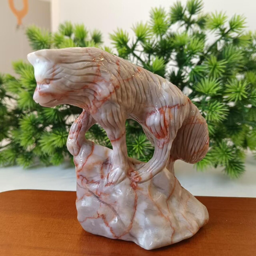 Hand Carved Crystal Quartz Wolf Statue - 3.2" Healing Stone Decor - Etsy