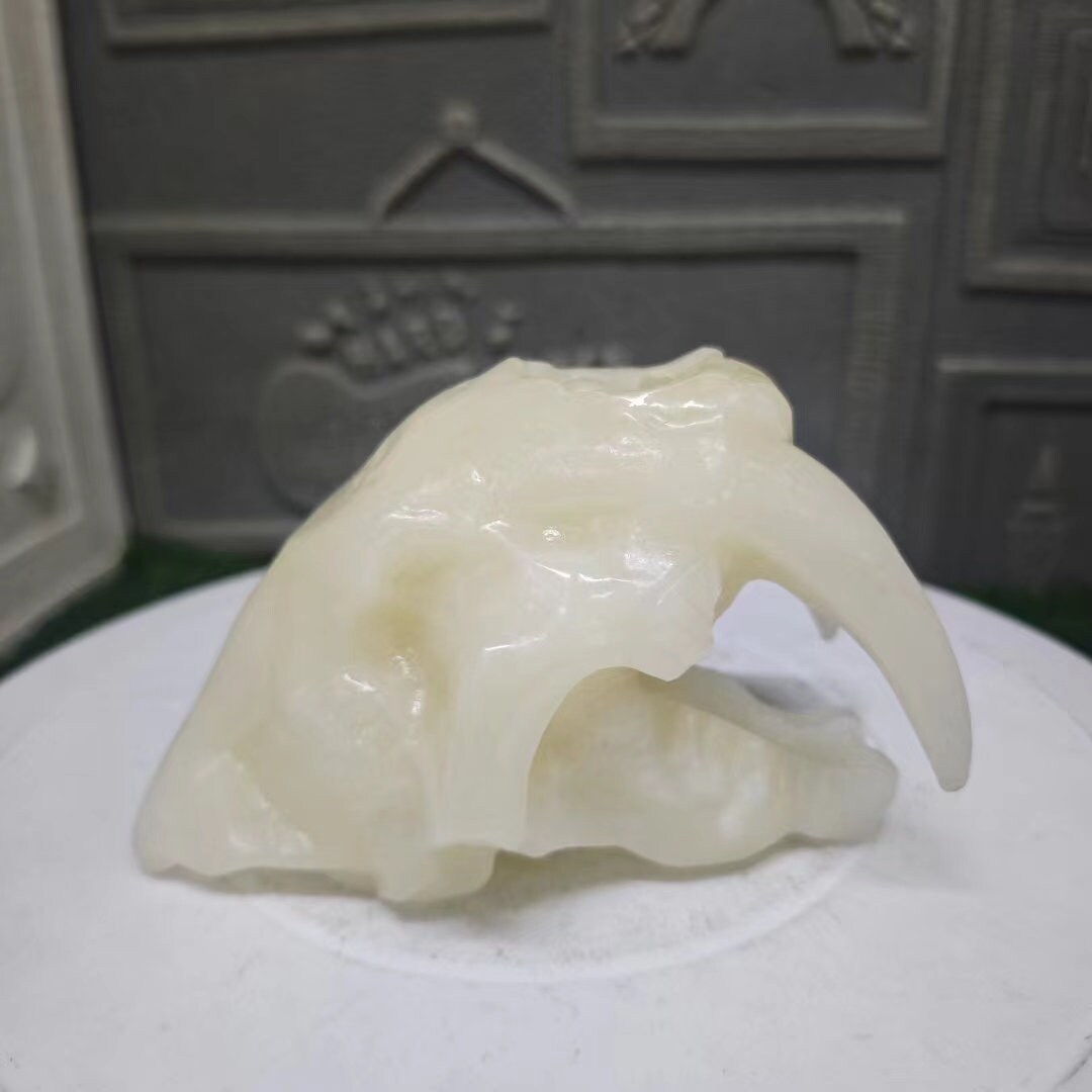 5.4" Natural White Marble Saber-toothed Tiger Crystal ,hand Carved ...