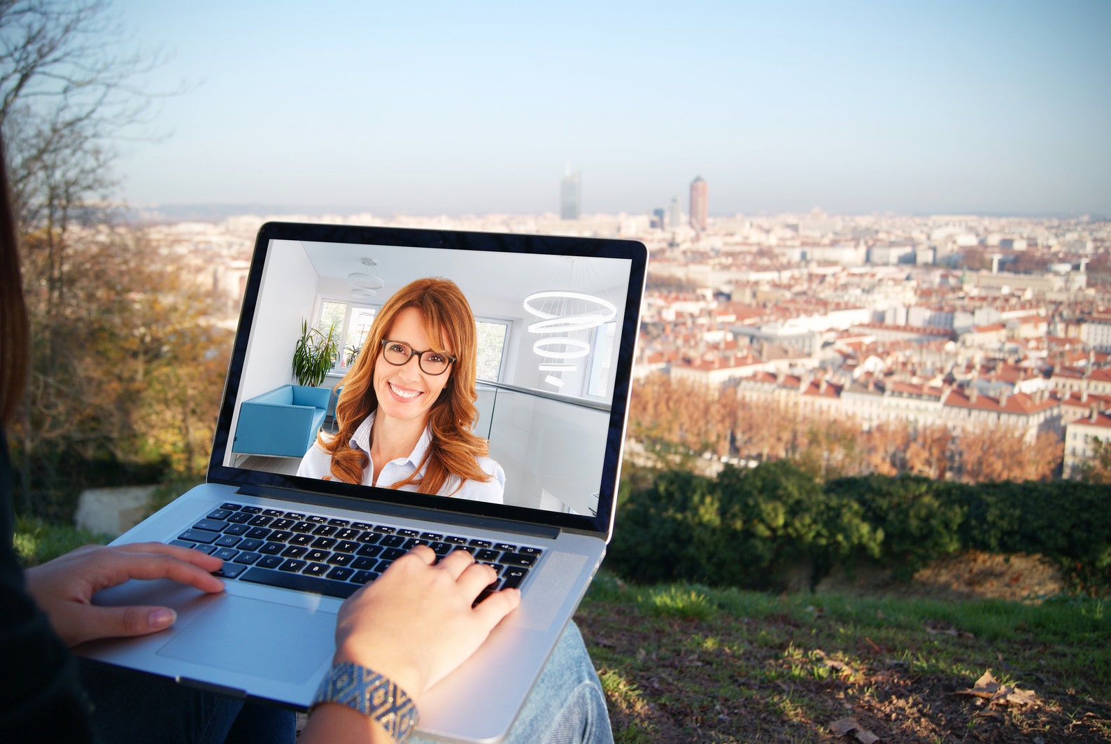 Professional Clinic Zoom Background, Doctor Waiting Room MS Team ...