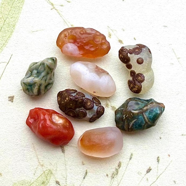 Vein Gobi Agate - Etsy