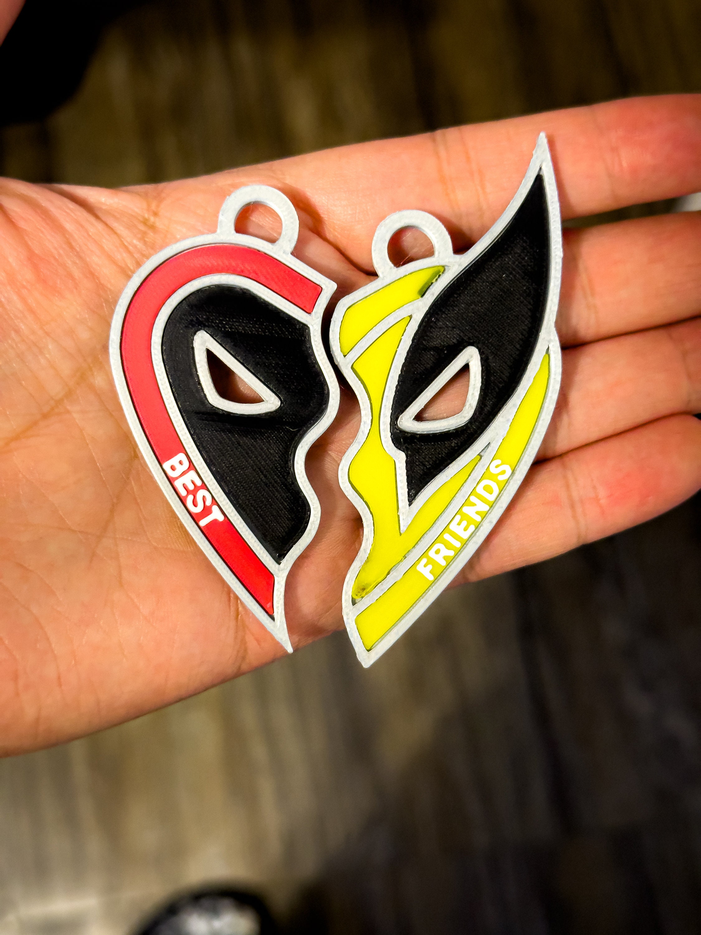 Marvel Deadpool and Wolverine Pendant Keychain Gift for Him Gift for ...