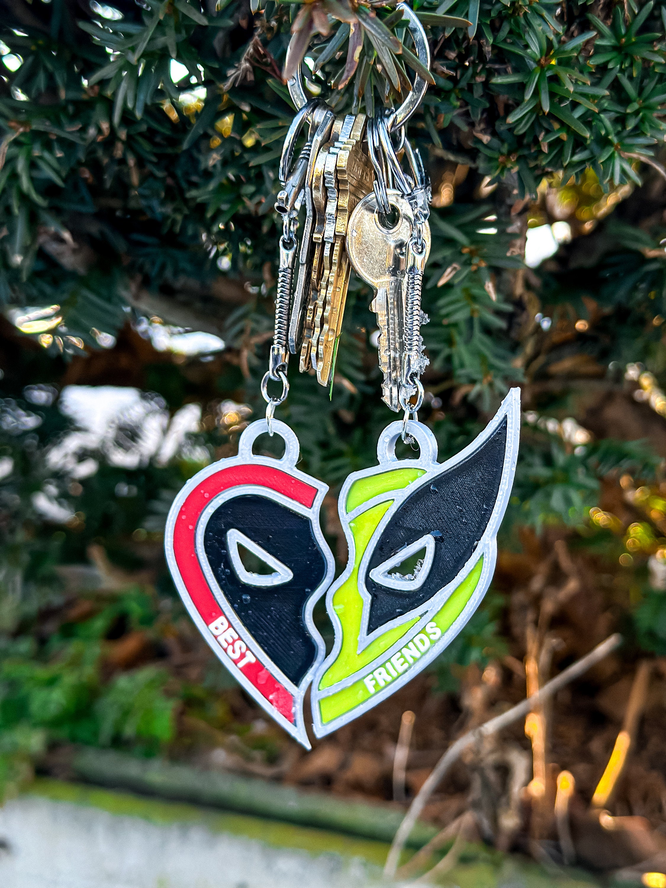 Marvel Deadpool and Wolverine Pendant Keychain Gift for Him Gift for ...