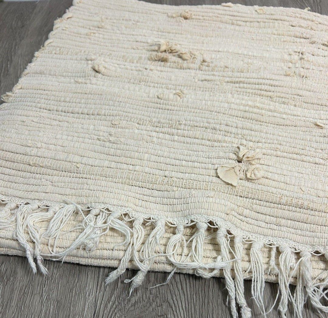 Vintage Rag Rug Hand Woven Cotton Runner in Beige Cream Off-white ...