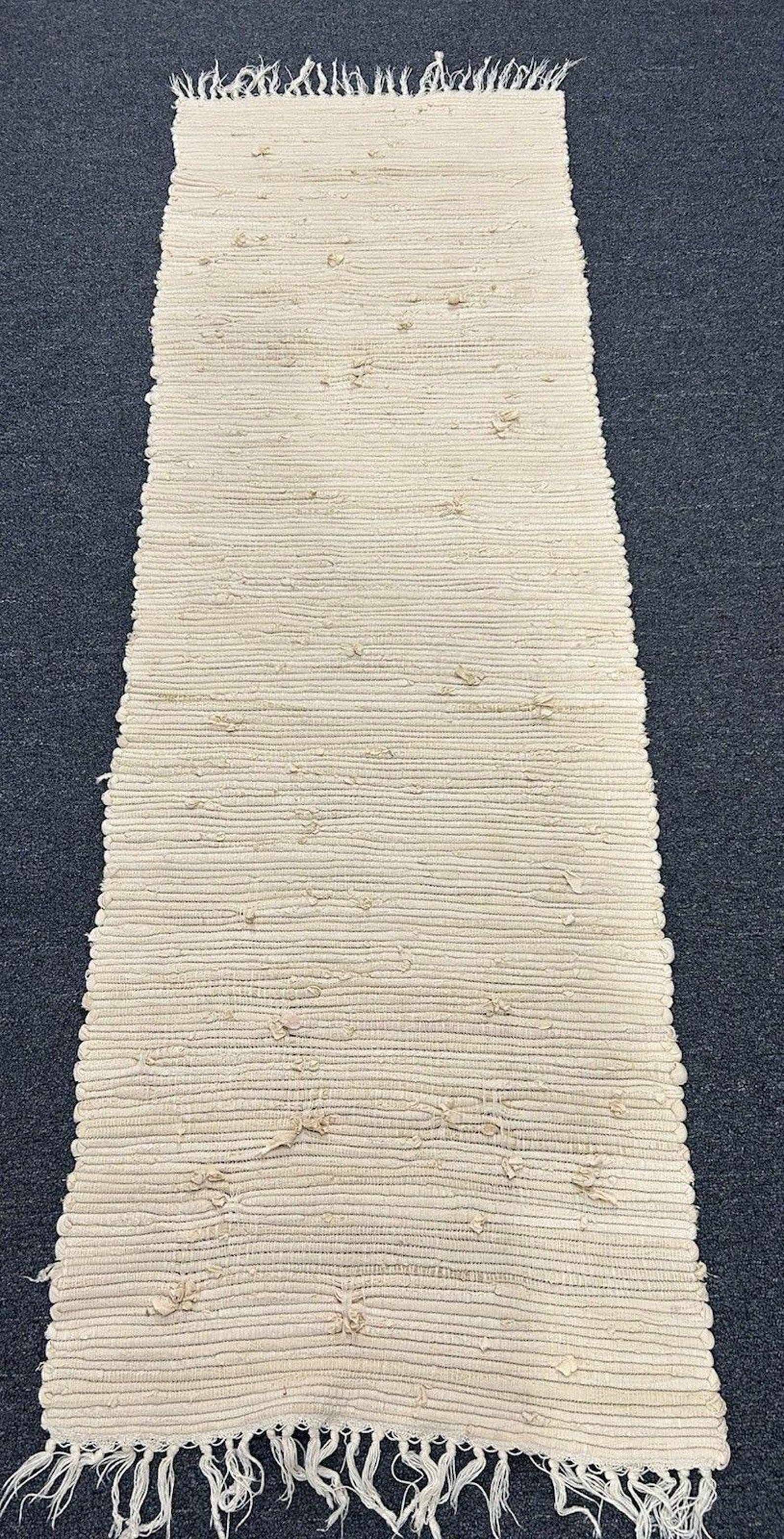 Vintage Rag Rug Hand Woven Cotton Runner in Beige Cream Off-white ...