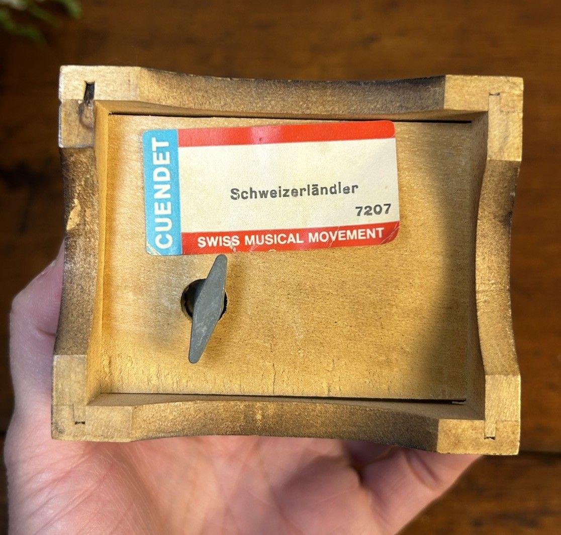 Vintage Cuendet Swiss Musical Movement Music Box Little Girl & Dog 7207 ...