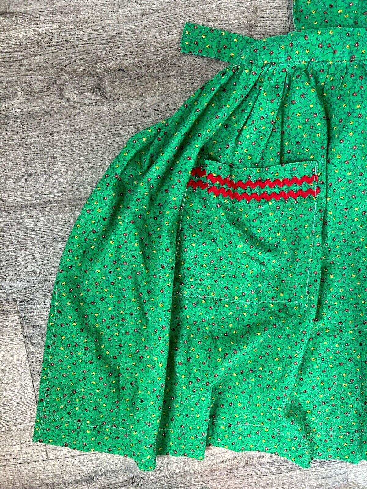 Vintage Retro 70s Apron Green Floral Pockets Handmade - Etsy