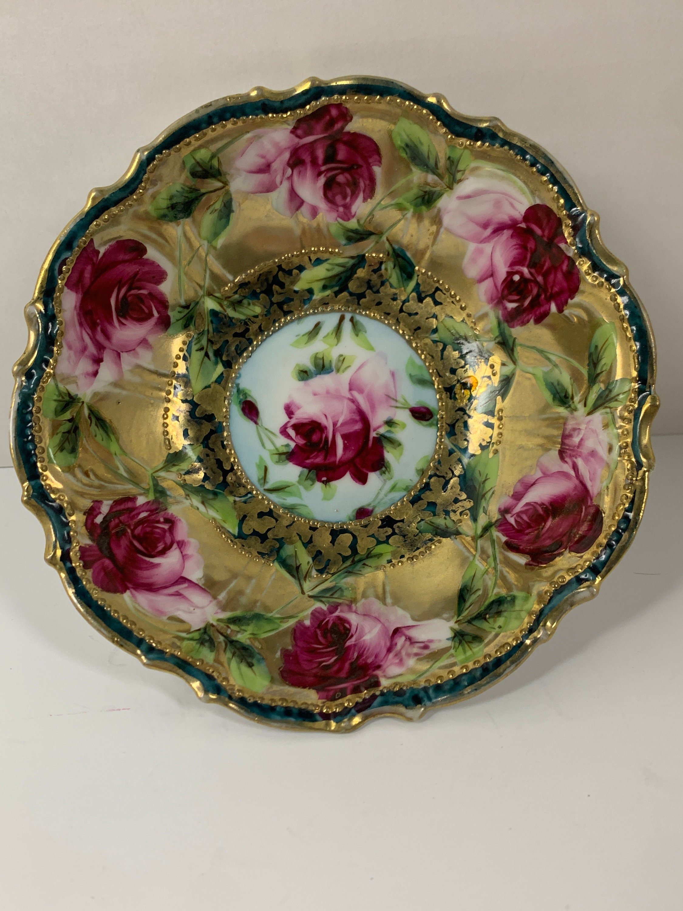 Nippon Hand Painted Bowl With Pink and Red Roses on a Gold Background ...