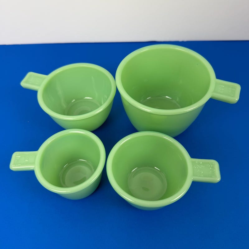 Tupperware 4 cup measuring - Etsy.de